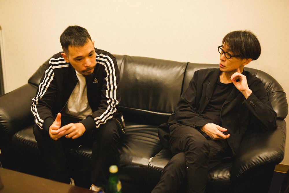 ＜インタビュー＞待望の初音源をリリースしたTESTSET・砂原良徳×LEO今井が語る、METAFIVEからの意欲的メタモルフォーゼ ...